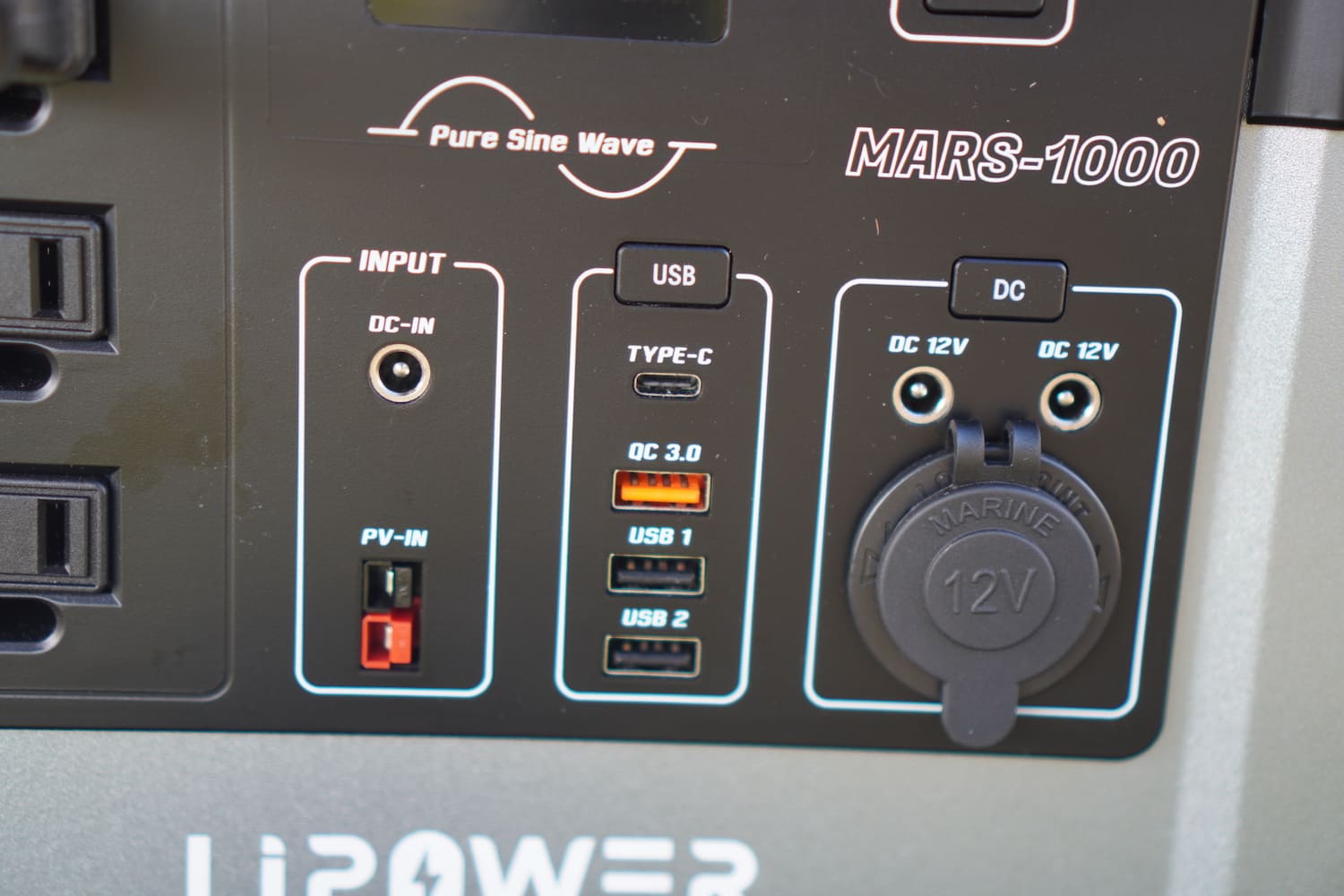 LiPower Mars 1000 portable power station: A bang-for-your-buck solar kit