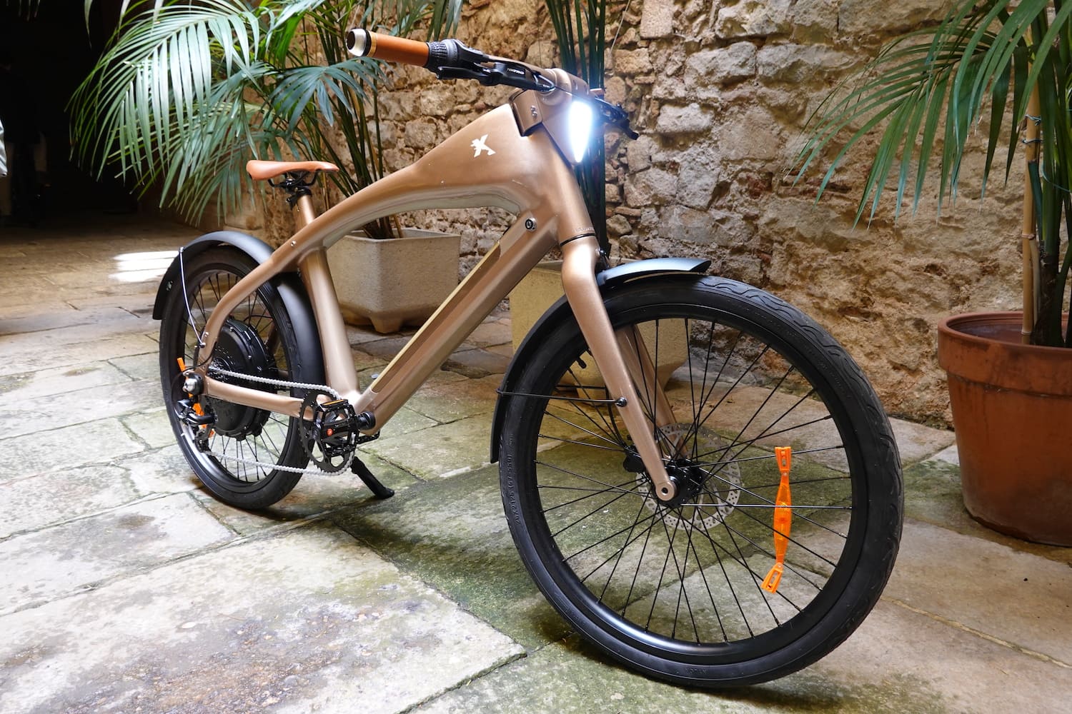 Rayvolt shows off beautiful new electric bikes and electric motorcycle