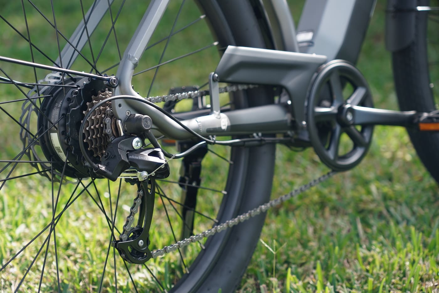 Schwinn Coston CE electric bike review: I love these awesome side lights!