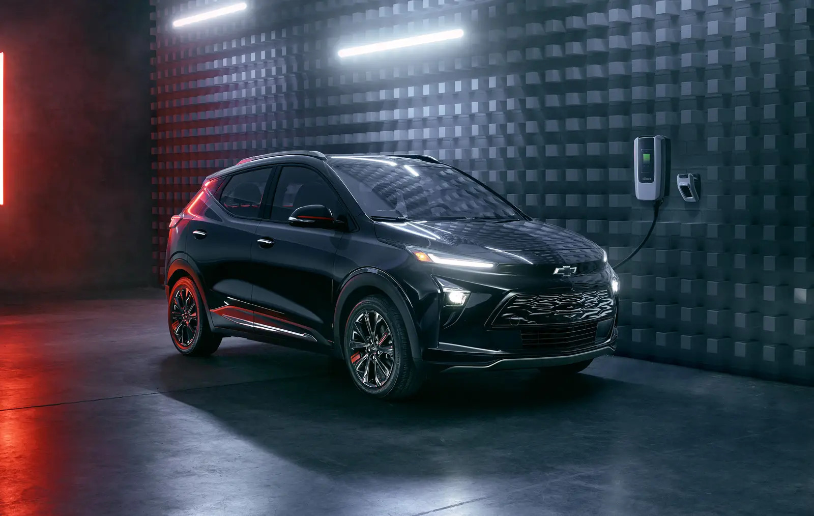 2023 Chevy Bolt EV and EUV get $6,000 price cut, start at $25,600 ...