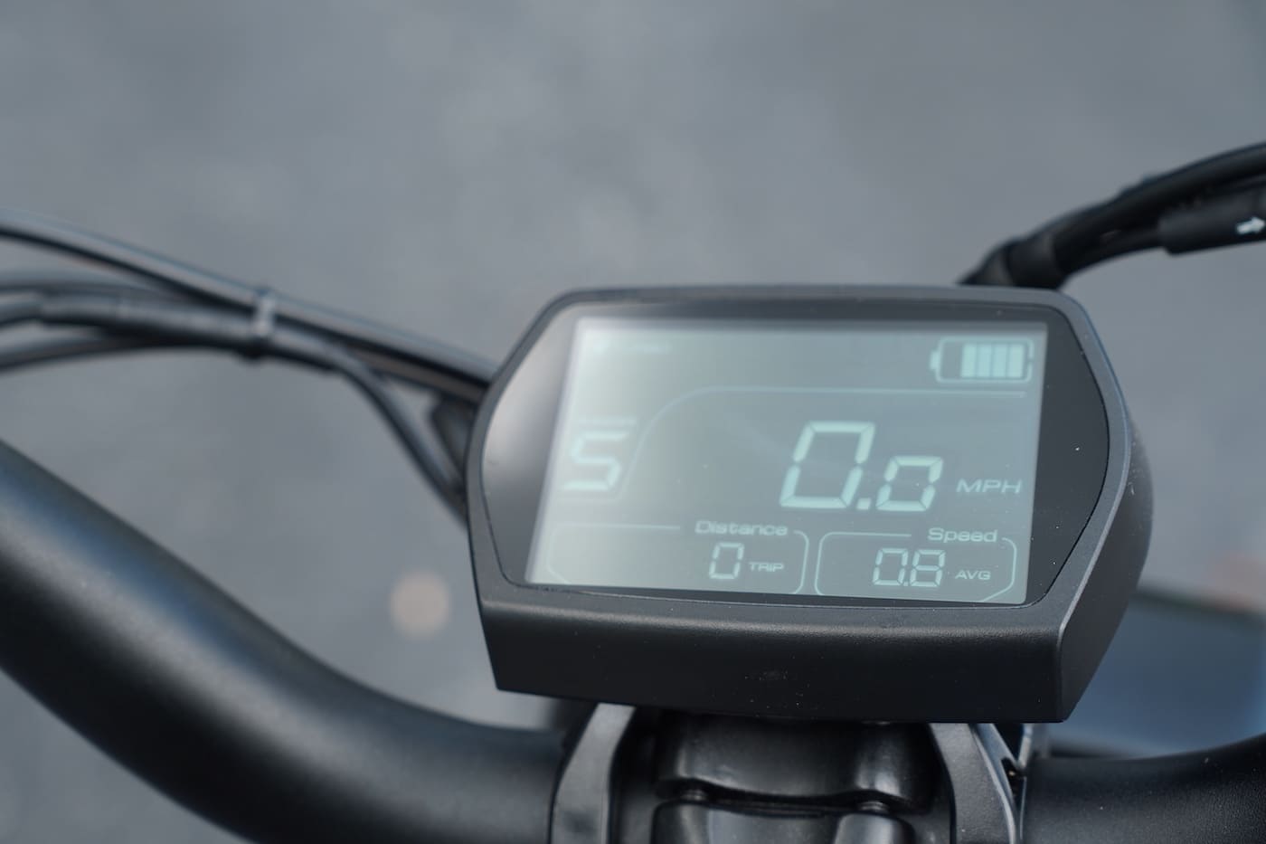 C3STROM ASTRO PRO electric bike hits 28 MPH with motorcycle styling