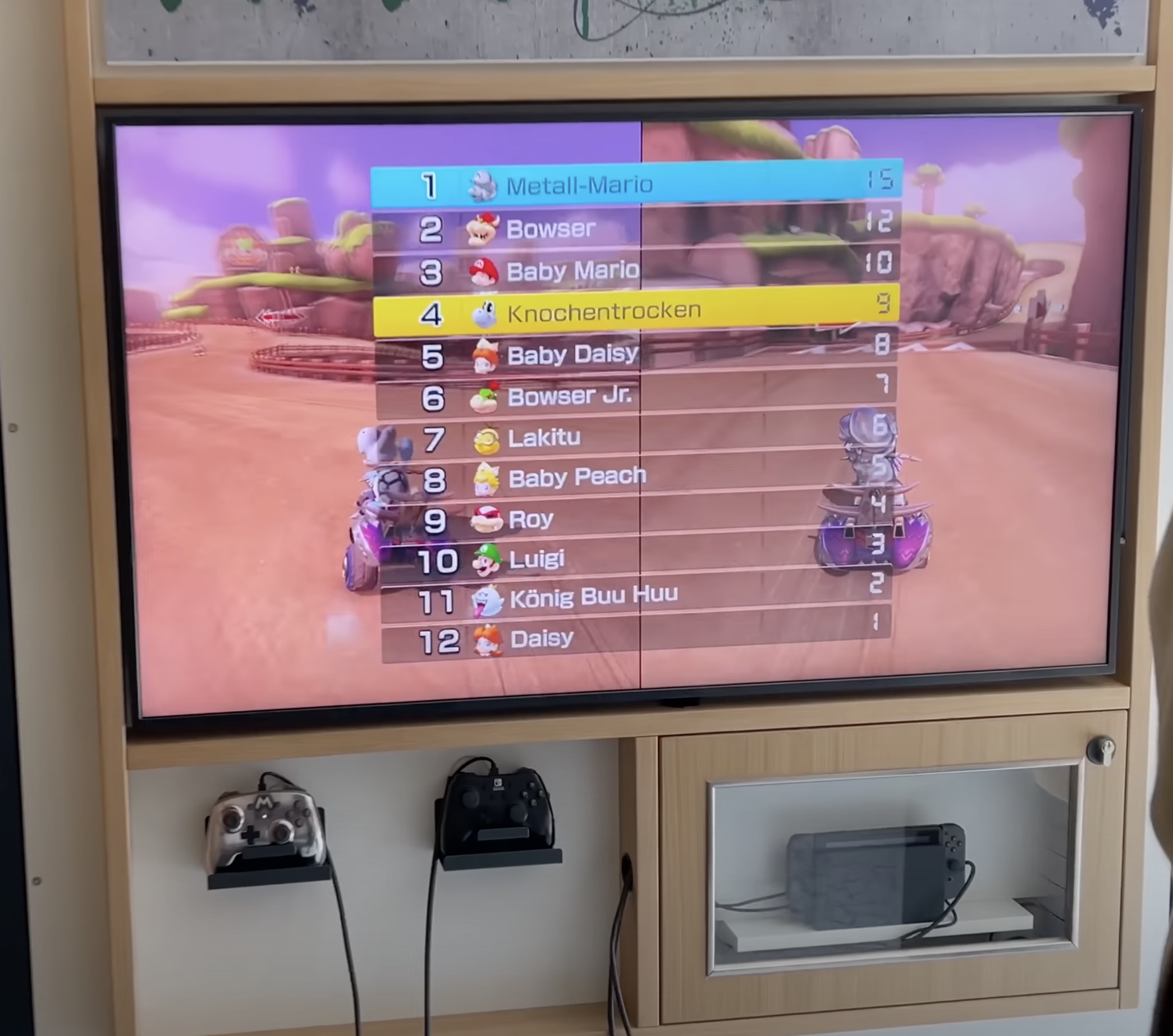 特斯拉與 bk 集團合作推出 bk World Qubes 超充休息室::DDCAR 電動車