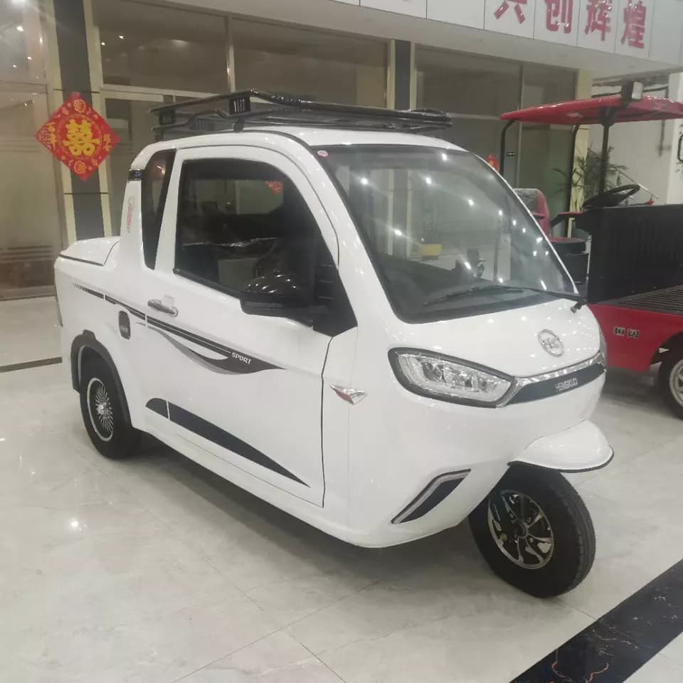 This three-wheeled electric pickup truck costs under $2K in China