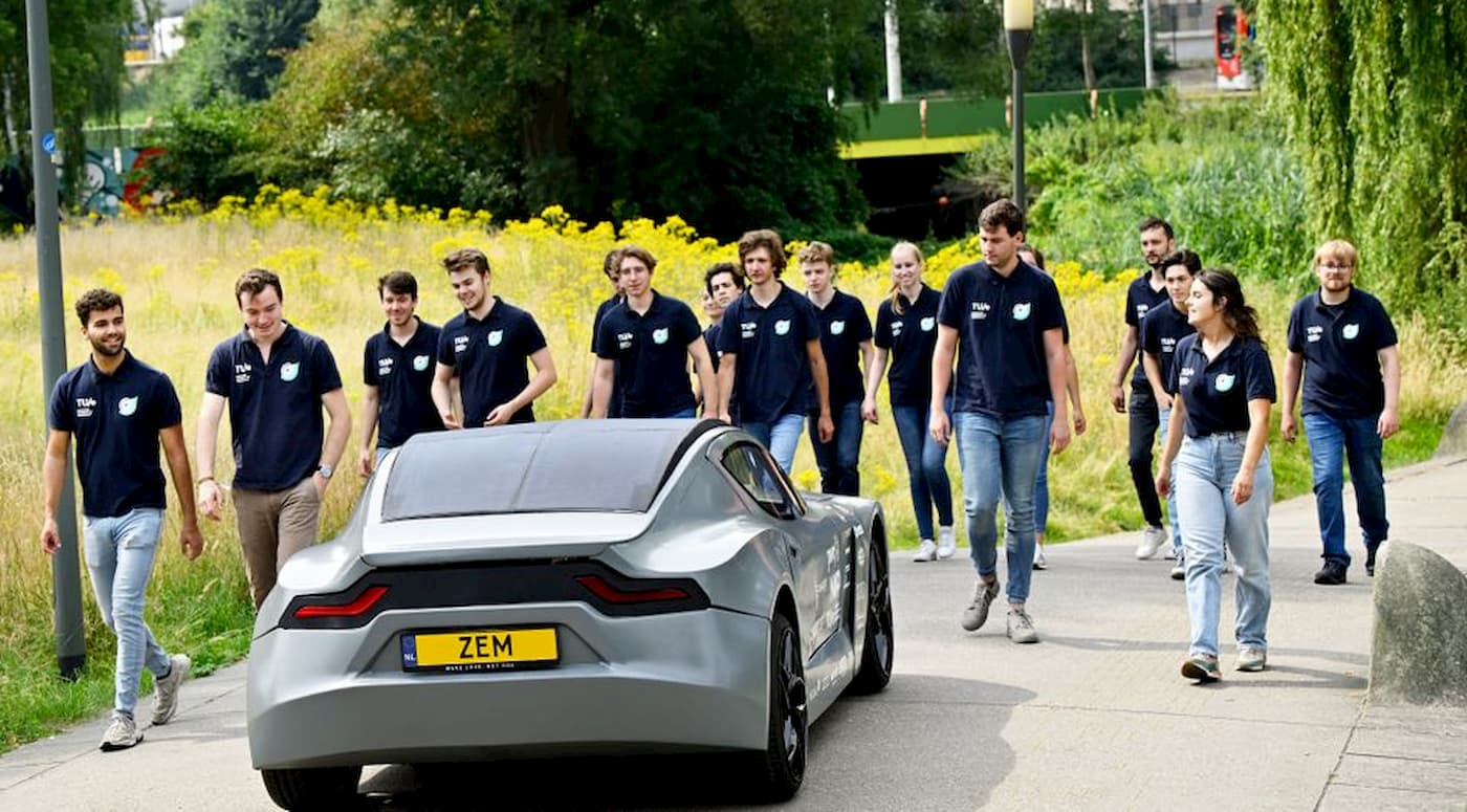 This Zero Emission Mobility (ZEM) EV captures carbon