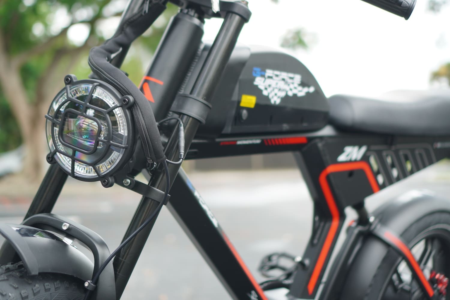 G-FORCE ZM electric bike review: 1,300W electric moped cruising!