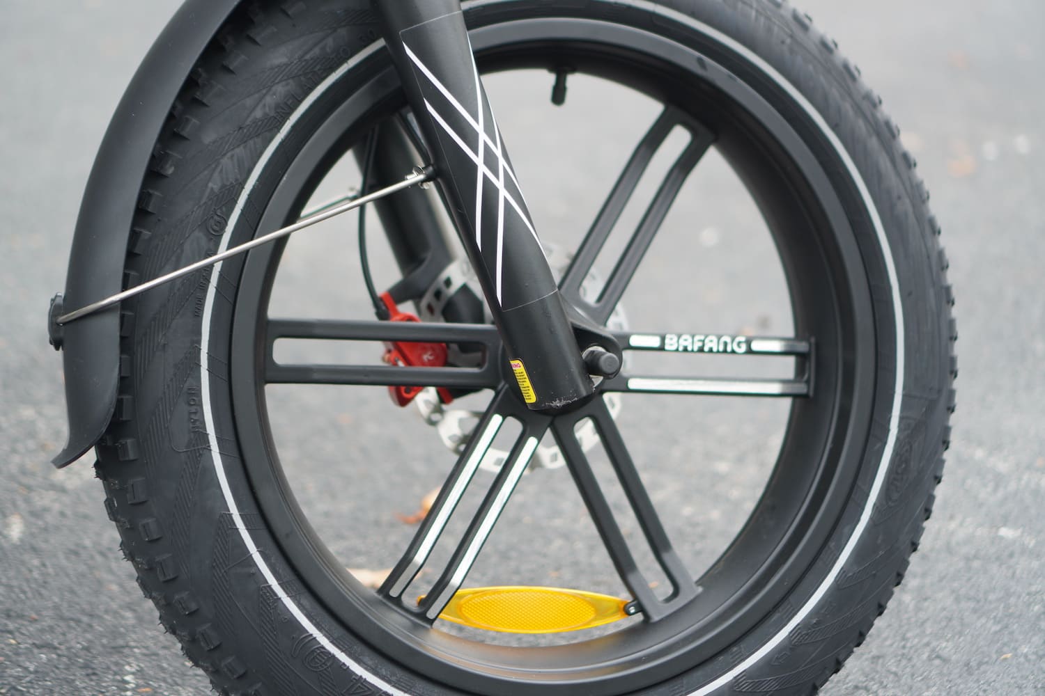 G-FORCE ZM electric bike review: 1,300W electric moped cruising!