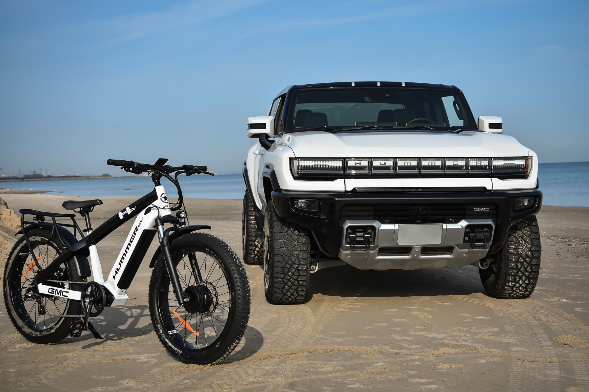 GMC HUMMER EV all-wheel drive electric bike launched