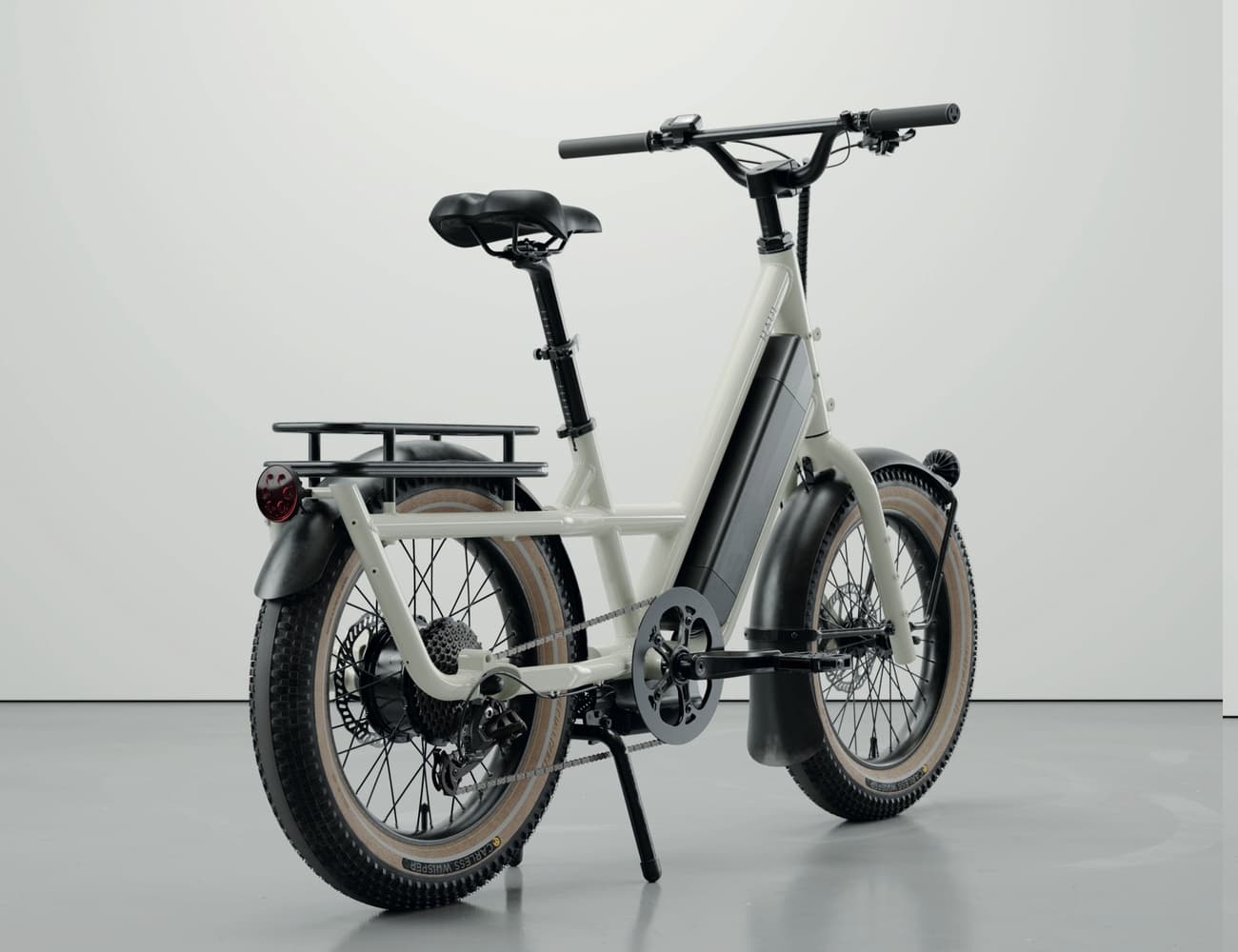 Specialized unveils its first low-cost electric bike: the Globe Haul ST