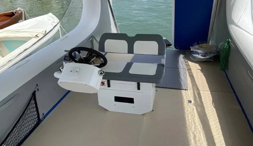 Weird Alibaba: A $10,000 solar power inflatable electric houseboat