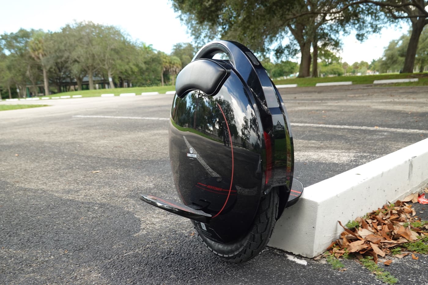 InMotion V5 review: I tested an electric unicycle — it was awesome!