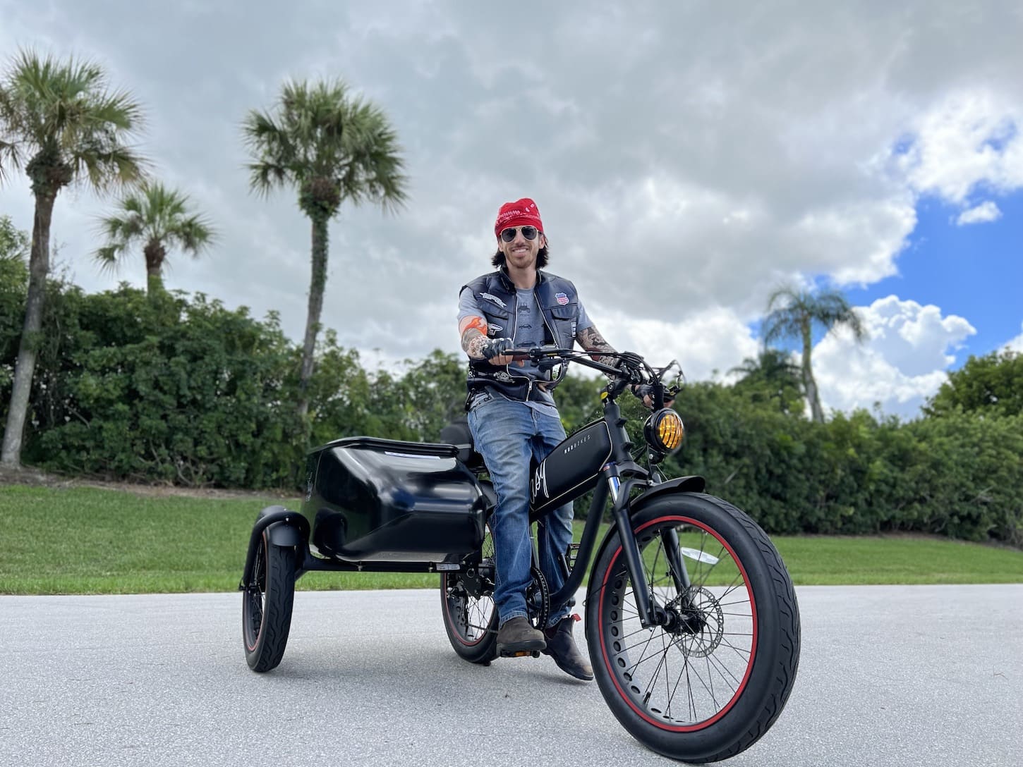 Coolest electric bike yet? Testing out the Mod Easy Sidecar e-bike