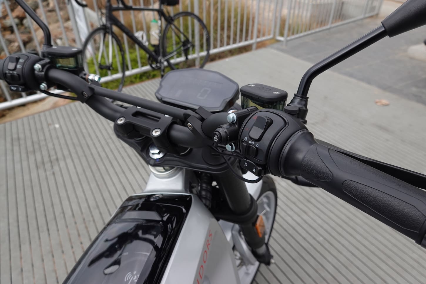 SONDORS Metacycle – First ride experience on this budget e-moto