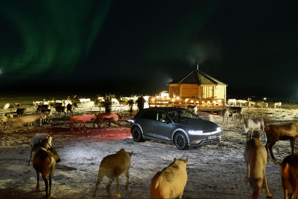 Hyundai IONIQ 5 puts 'V2L to the ultimate test' on Norway farm