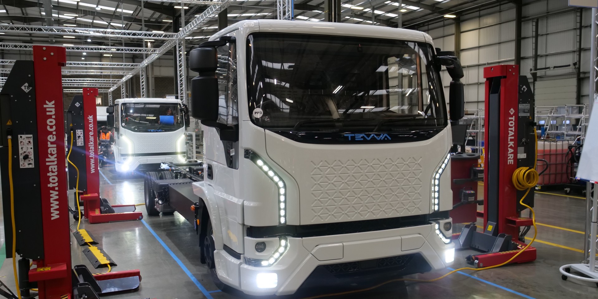 Mass production of the first UK-designed 7.5t electric truck has begun