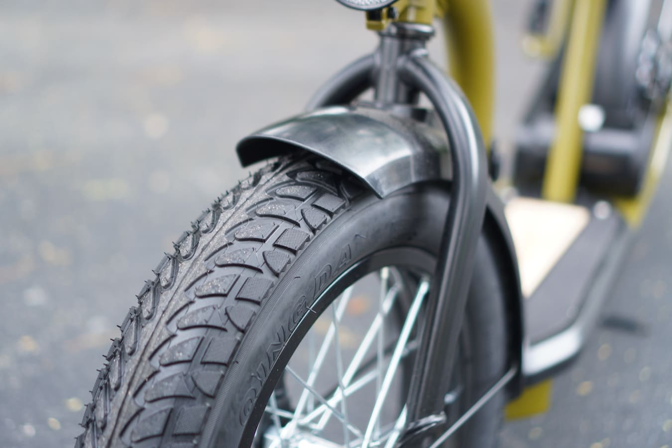 Razor EcoSmart Cargo review: Flying on a 2-seater electric scooter