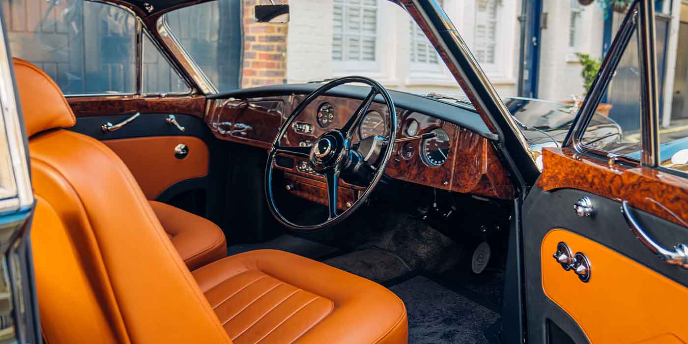 Lunaz reimagines Bentley S2 Continental as a classic EV