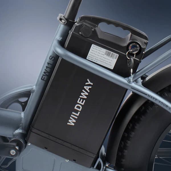 New 30 MPH electric bike has a massive 100 mile range battery