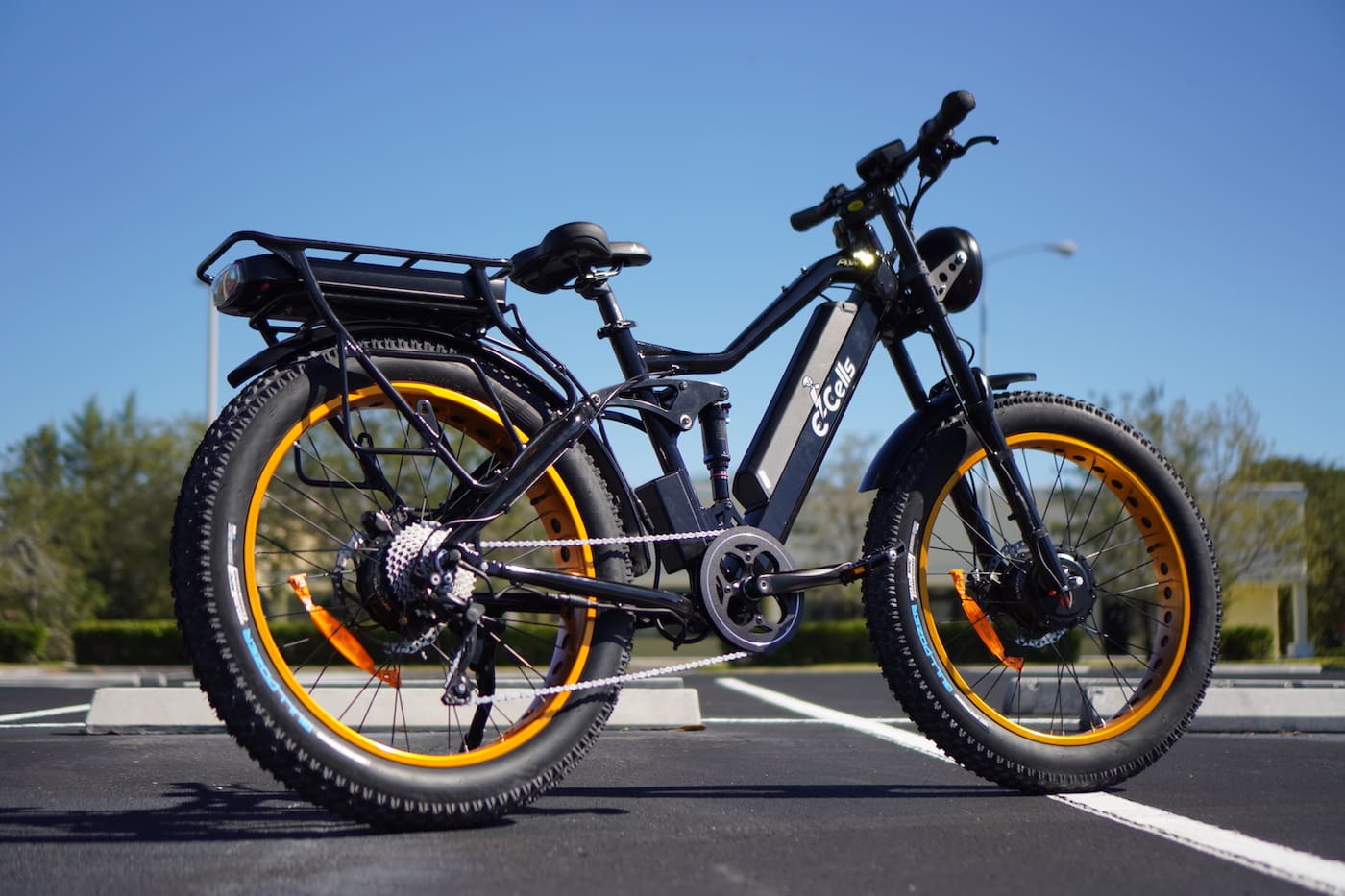 Overpowered e-bike review: Testing the 30+ MPH Super Monarch