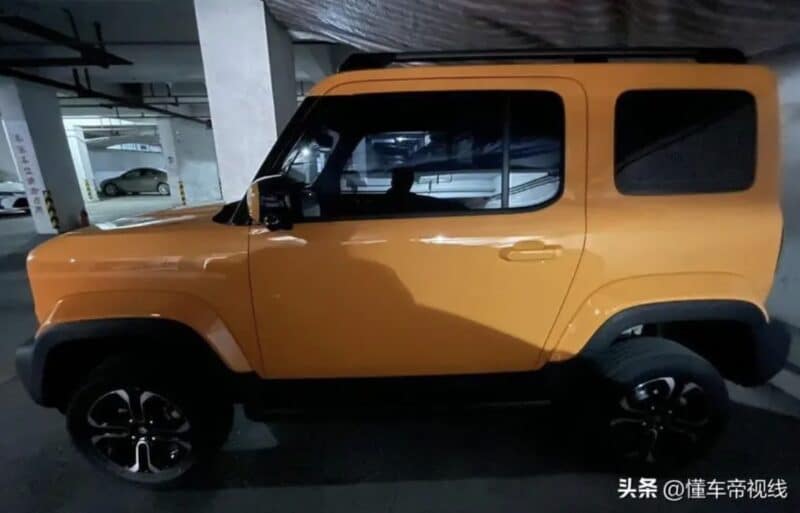 Mini Bronco-like electric SUV made by GM JV spotted in China