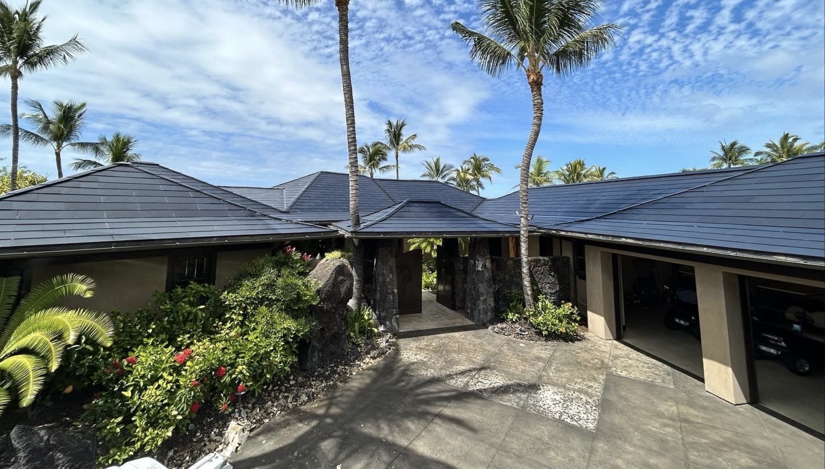This incredible Tesla Solar Roof earns the owner $350 per month