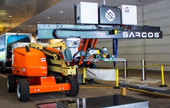 This US company made an autonomous robot that installs solar panels