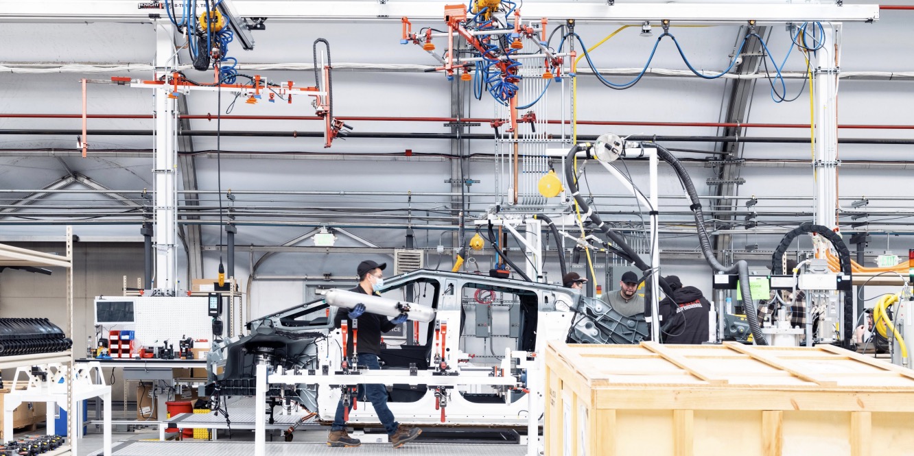 Tesla gives Cybertruck update, shares new pictures of production, and ...