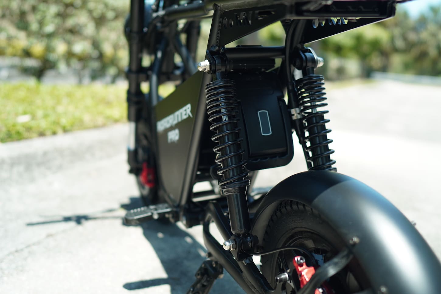 RoadRunner Pro review: A 50 MPH electric scooter put to the test!