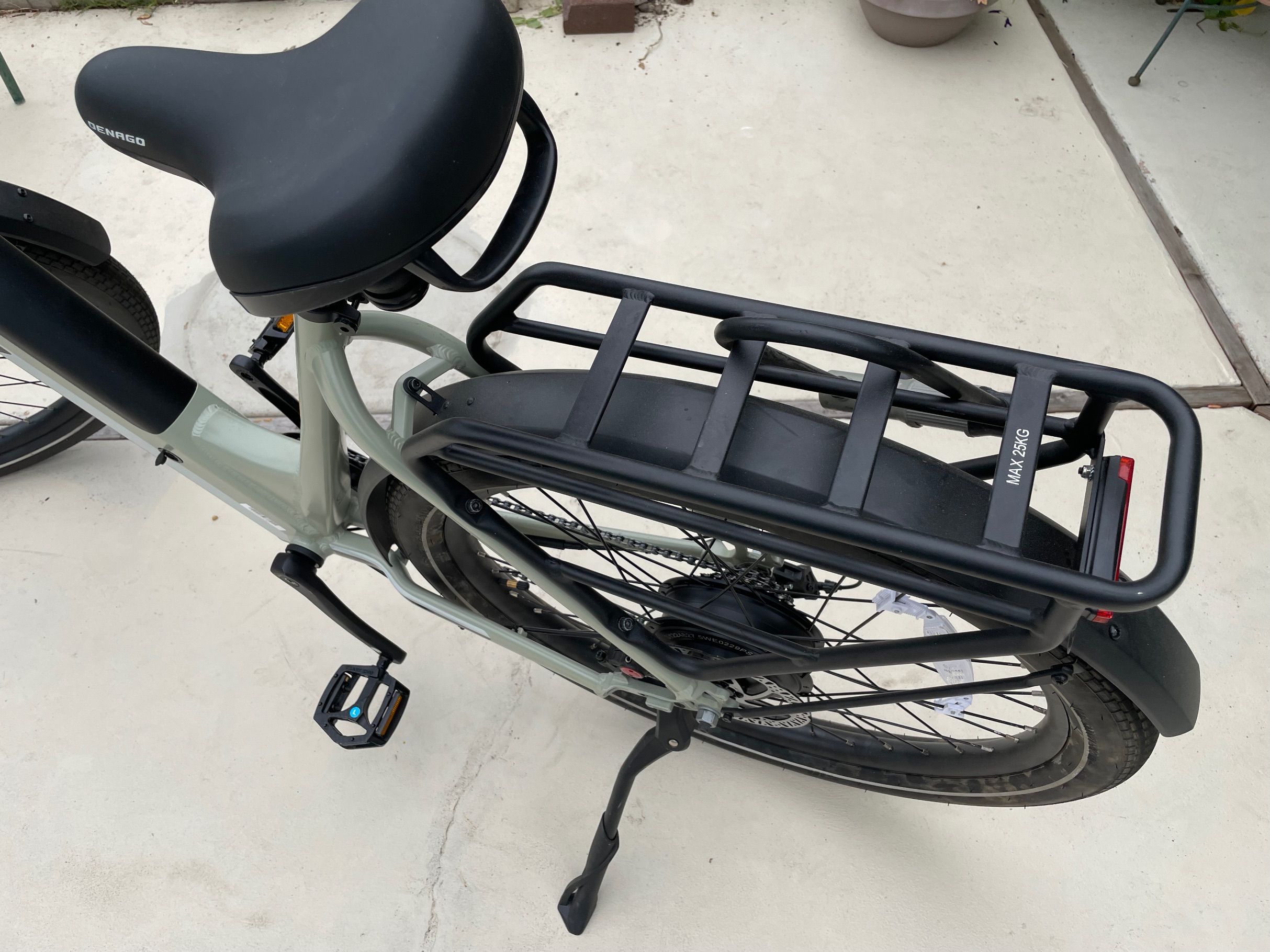 Denago Commute Step-Thru review - a big, comfy bike with some quirks ...