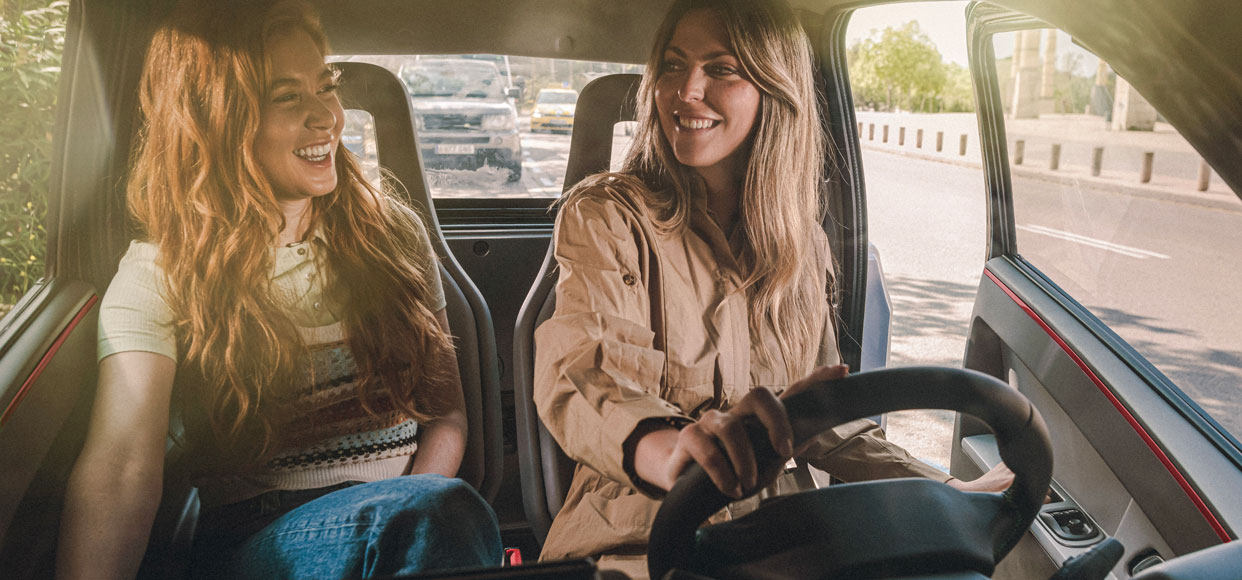 Silence S04 electric micro-car with swappable batteries launched