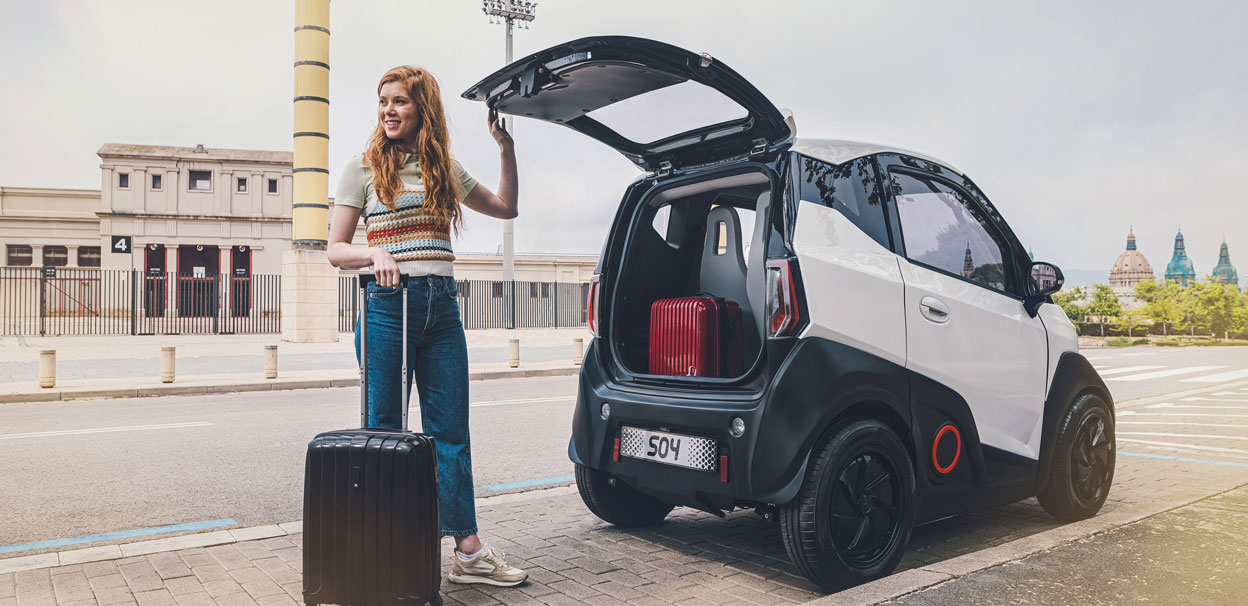 Silence S04 electric micro-car with swappable batteries launched