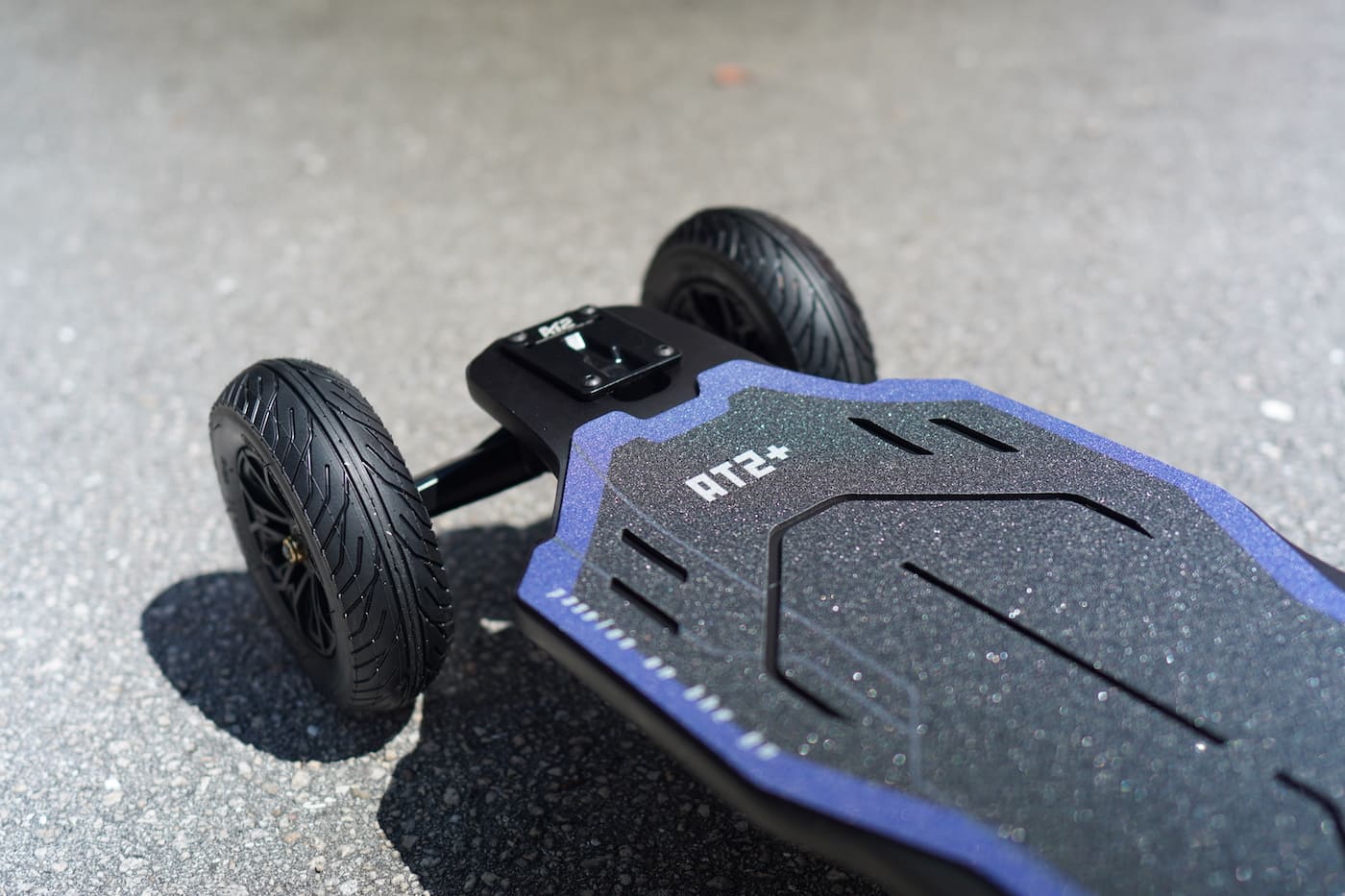 WowGo AT2 Plus review: A low-cost all-terrain electric skateboard!