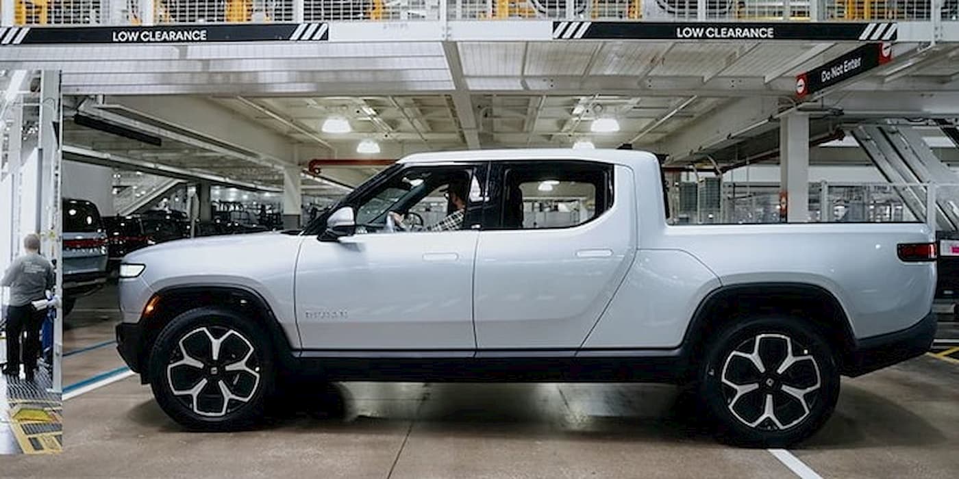 First look: Rivian shows off its performance dual-motor R1T model
