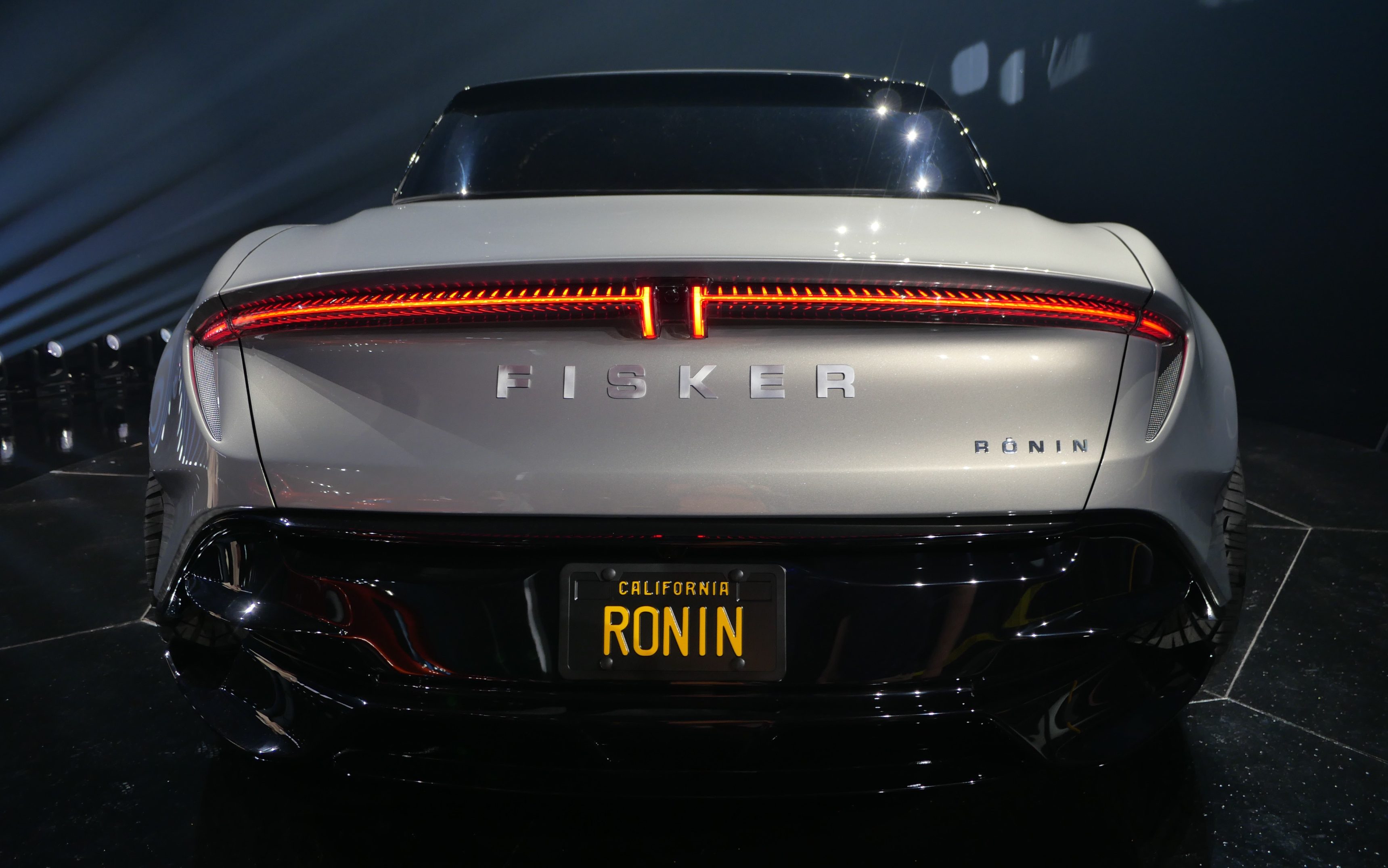 Fisker unveils Ronin: an electric convertible to compete with Tesla ...