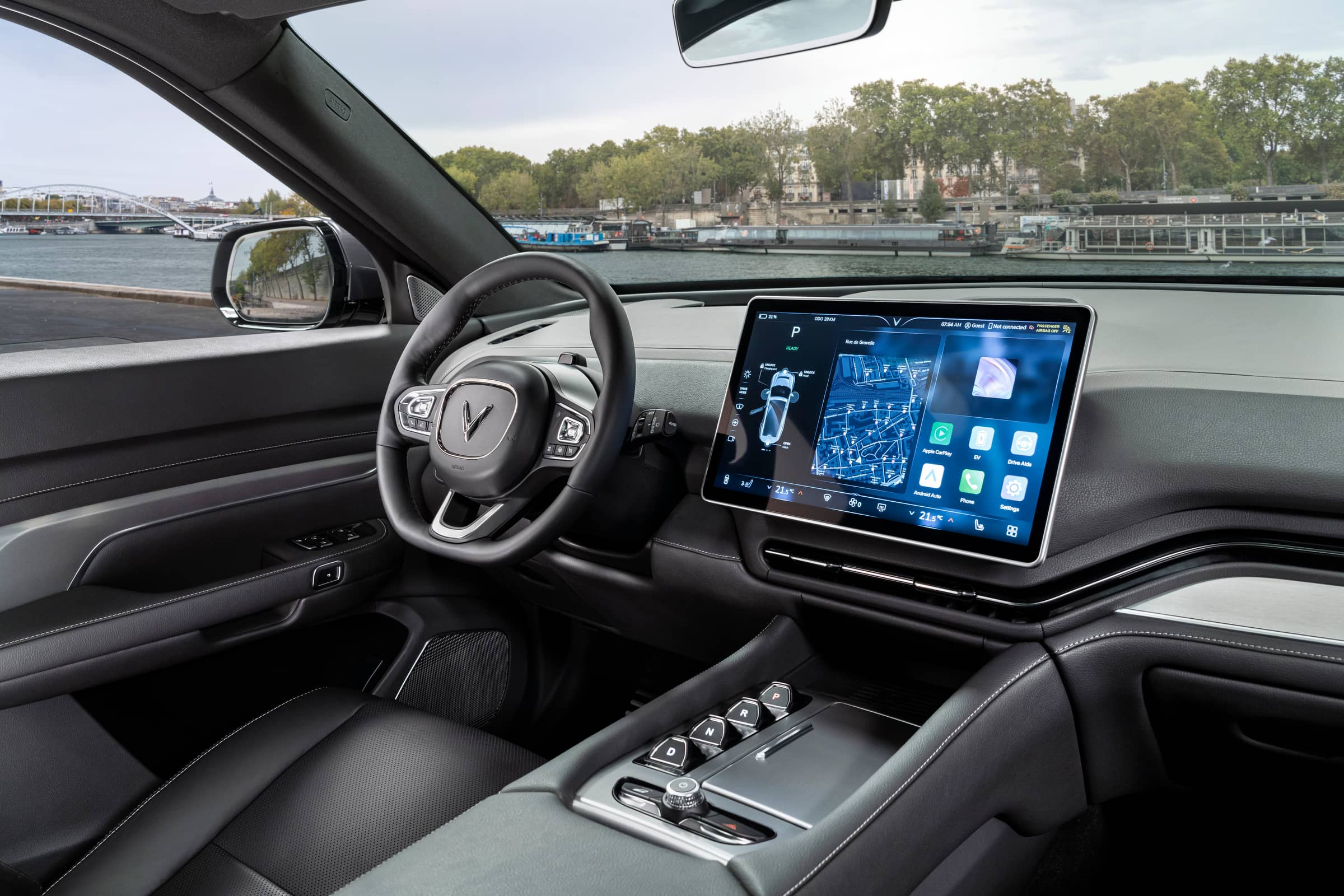 VinFast's all-new VF 9 lease is a better deal than the Tesla Model Y ...