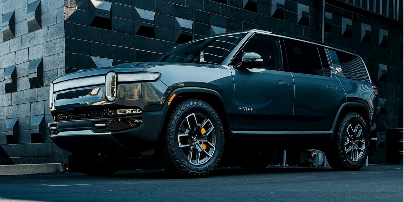 Rivian R1S the new Escalade? Convoy spotted leaving the Sphere.