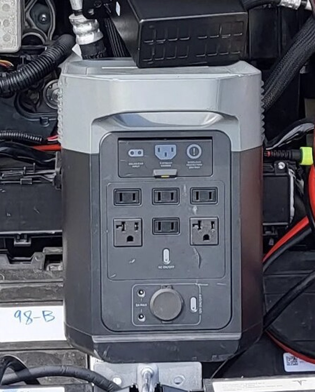 Tesla is testing Cybertruck with dual-motor powertrain, interior look ...
