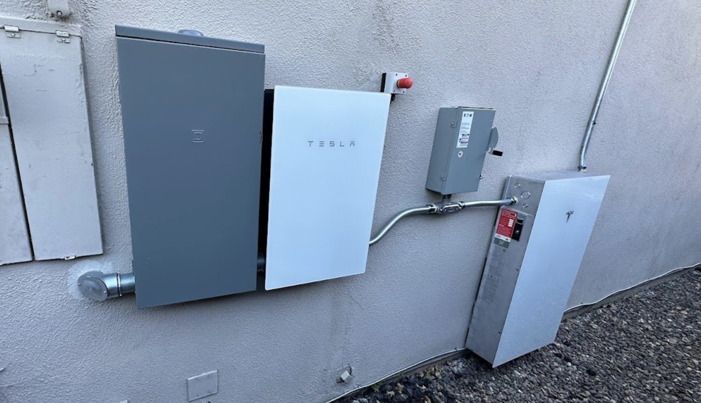 Tesla cars can now do vehicle-to-home (V2X) with this new Powerwall ...