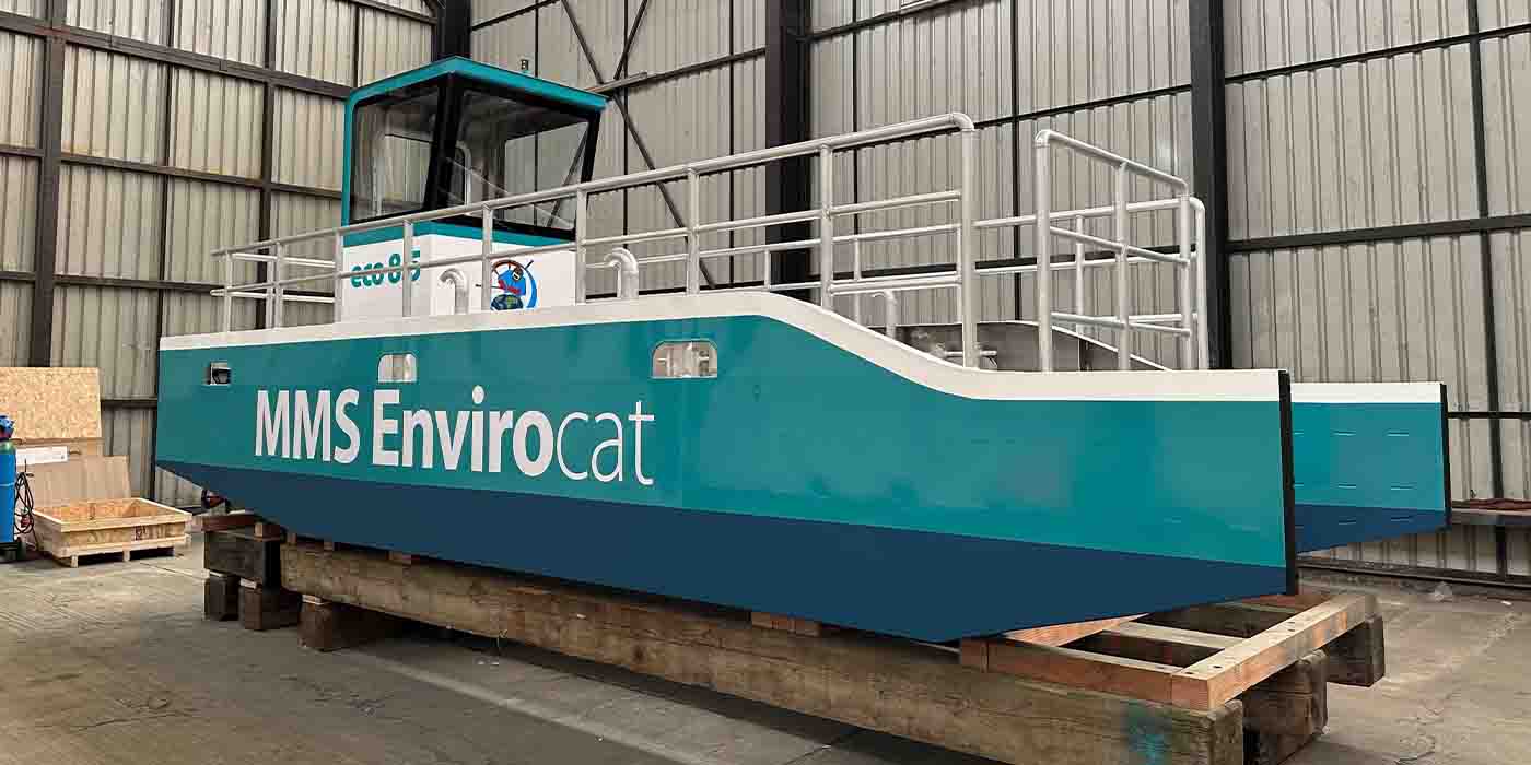 This electric boat cleans up water pollution with zero emissions