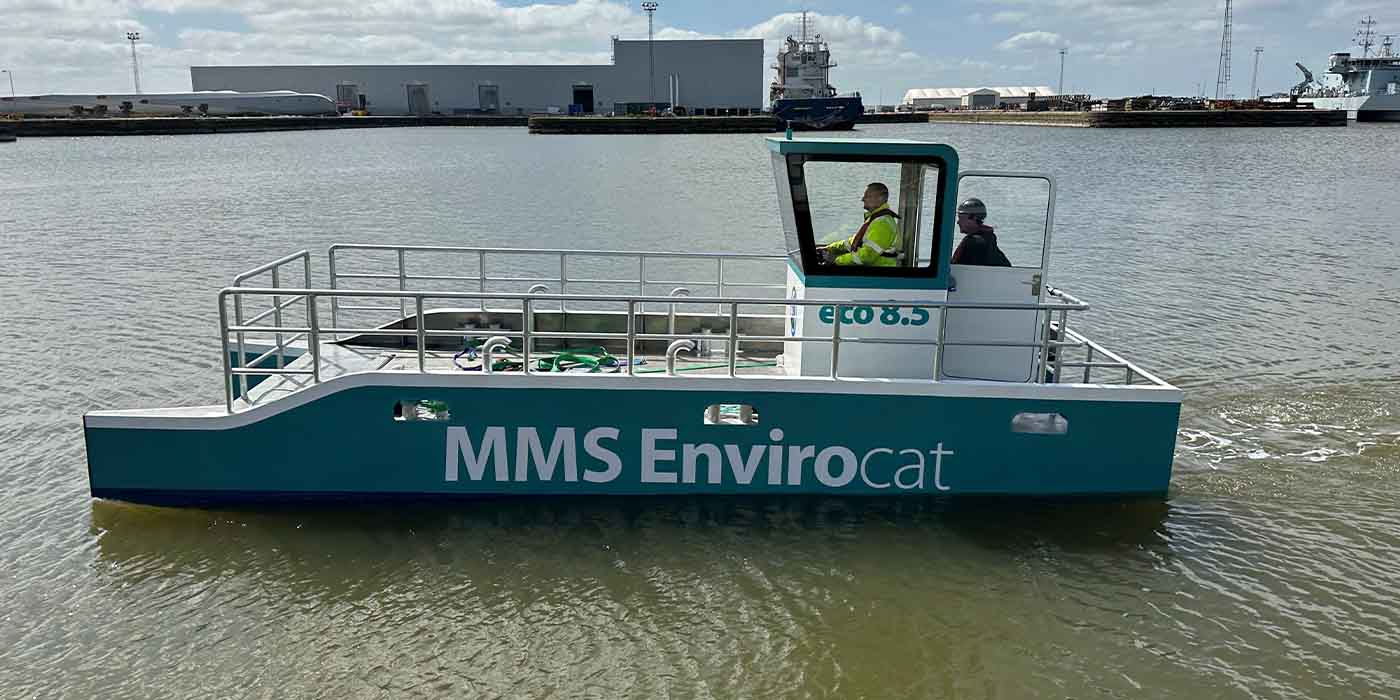 This electric boat cleans up water pollution with zero emissions