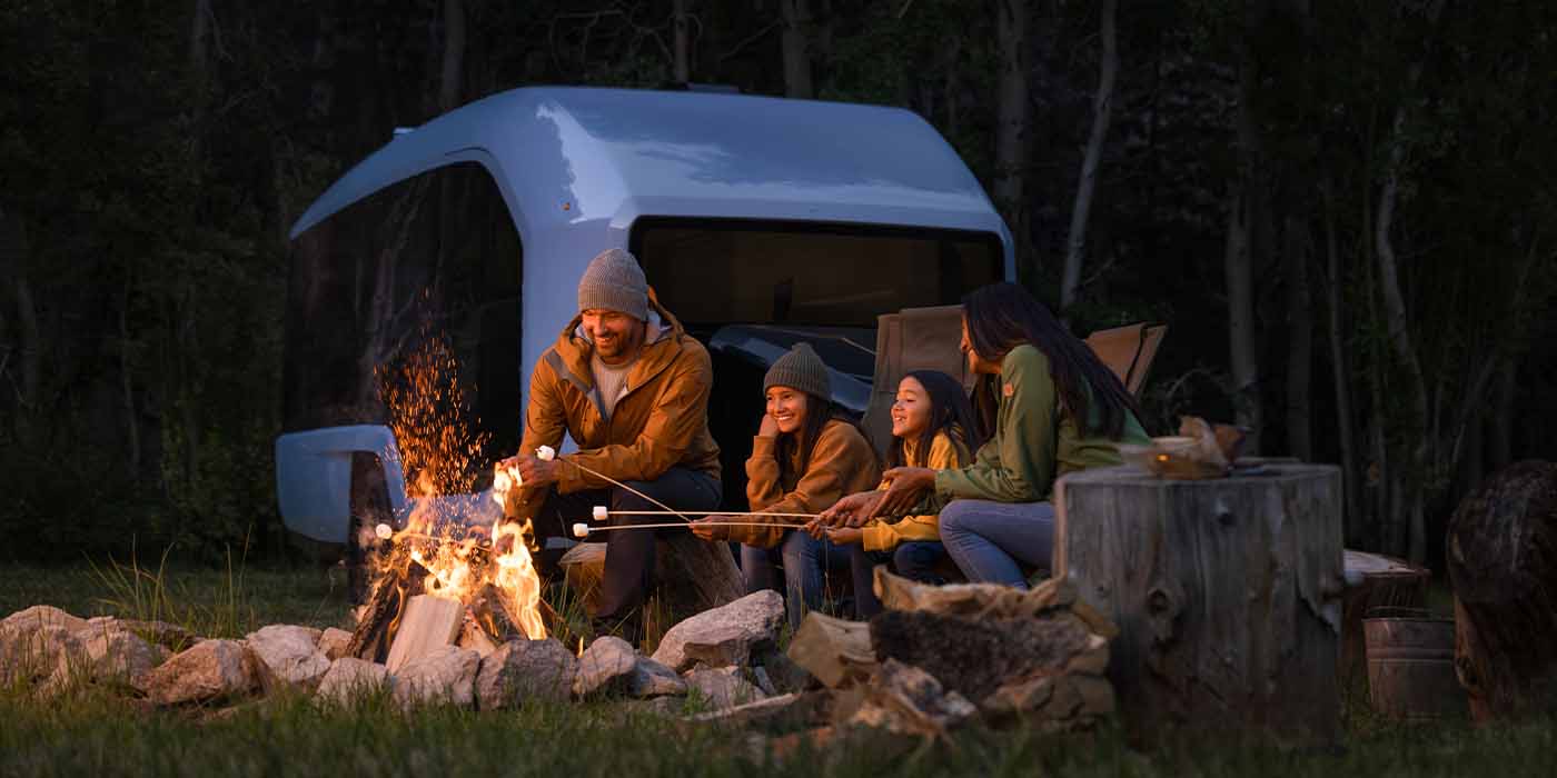 Pebble Flow: An electric travel trailer RV with propulsion assist