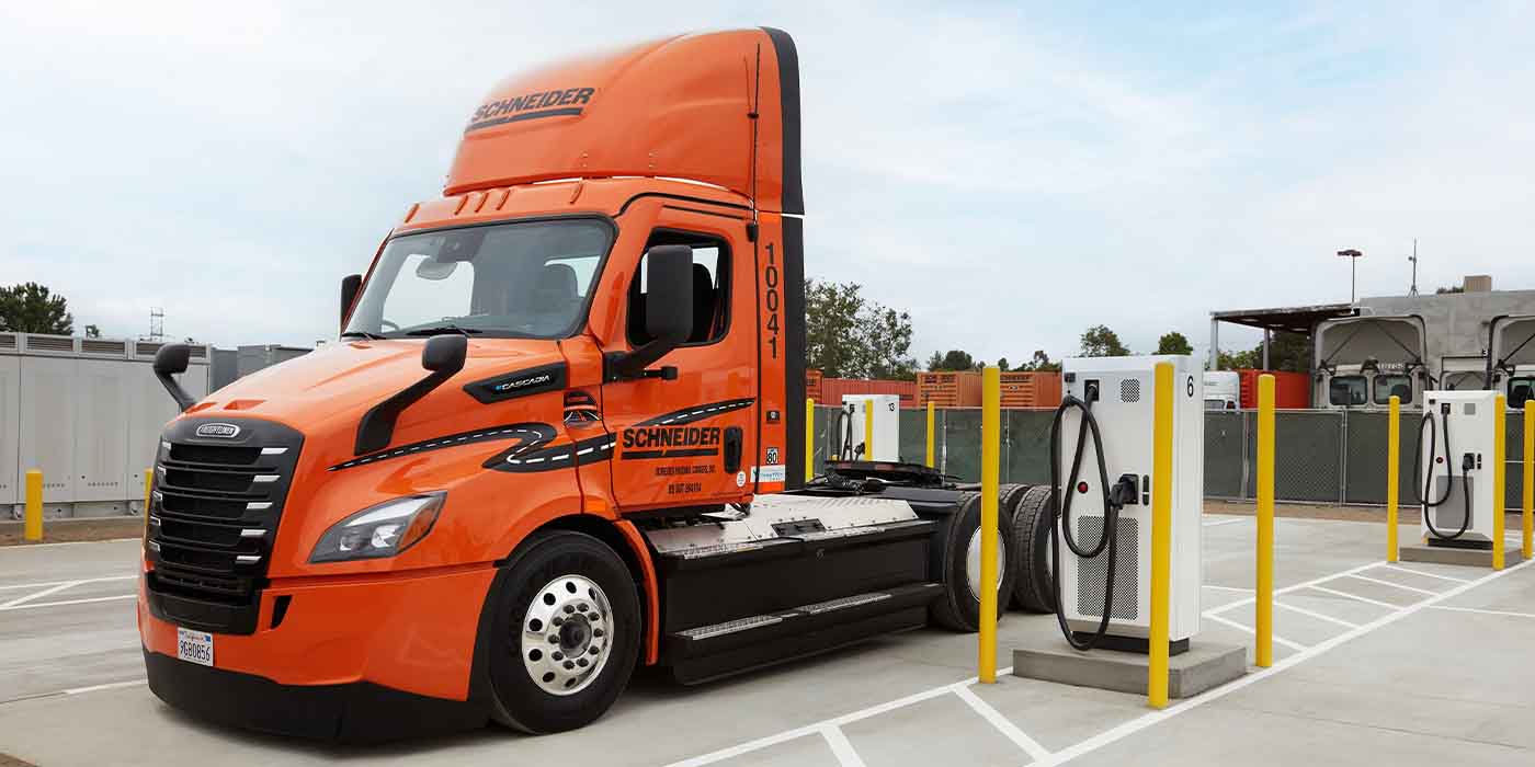 Schneider hits 1M miles in Freightliner eCascadia electric trucks