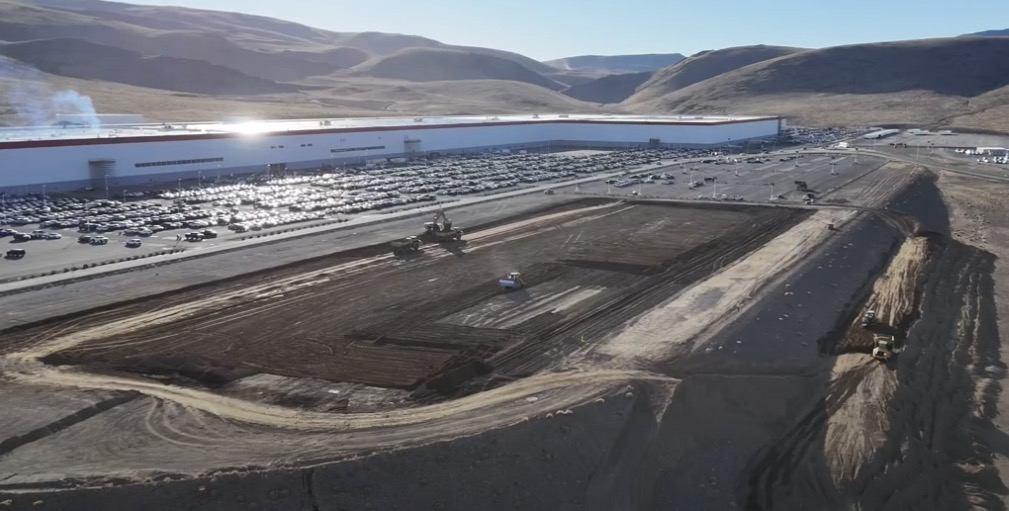 Tesla finally moves forward with Gigafactory Nevada expansion for Tesla ...