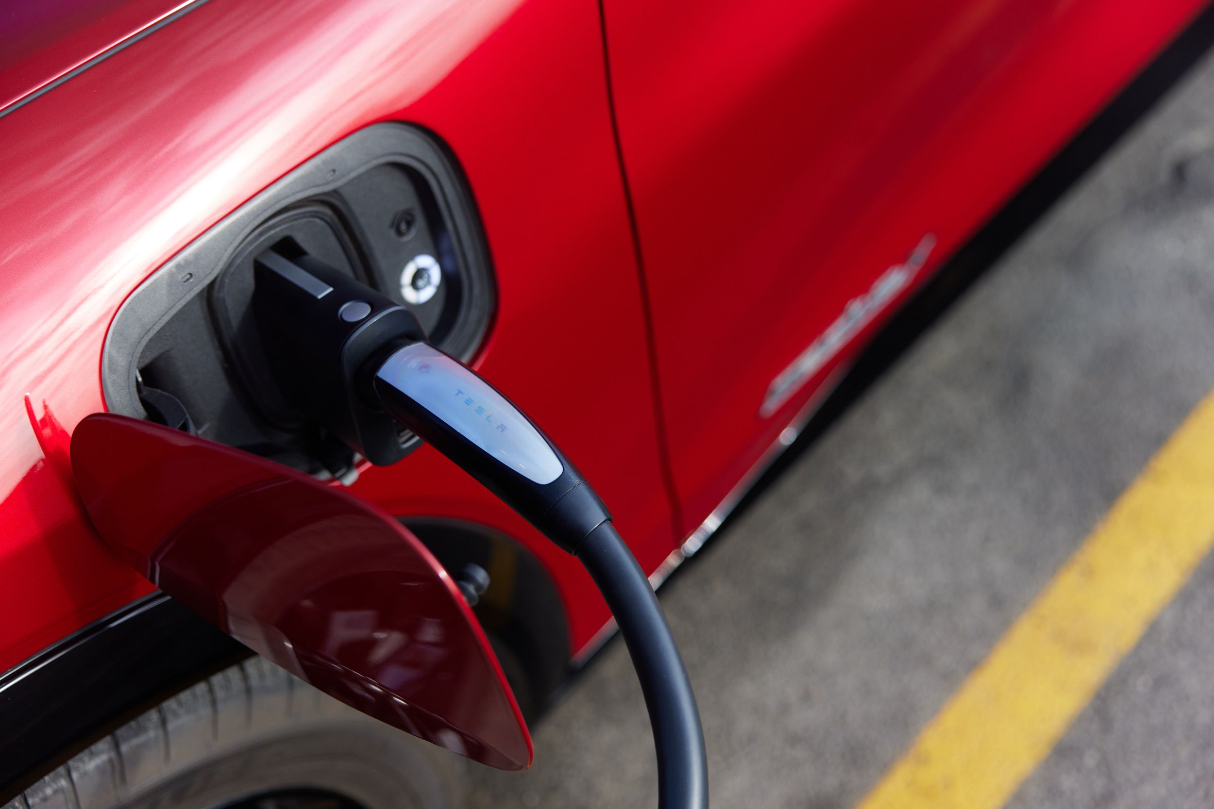 Ford's Tesla Supercharger adapter is now available to order for free ...