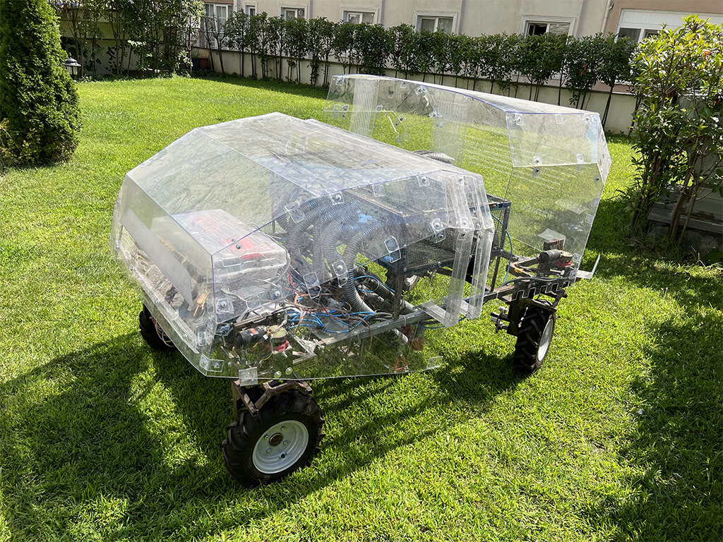 Cotton-picking electric robot could boost farm output by up to 20%