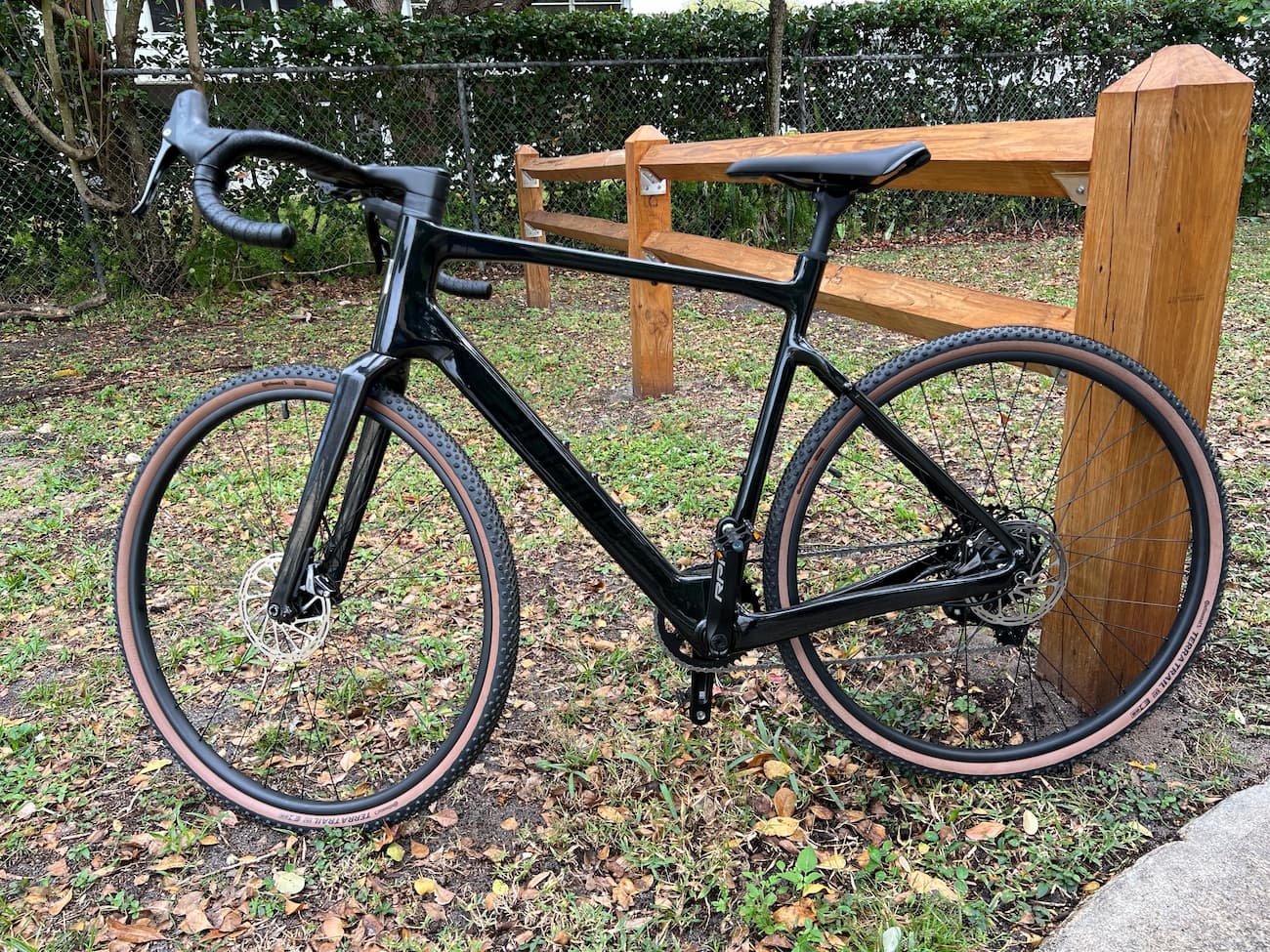 Ride1Up CF Racer1 review: Testing the lowest cost, quality carbon fiber ...