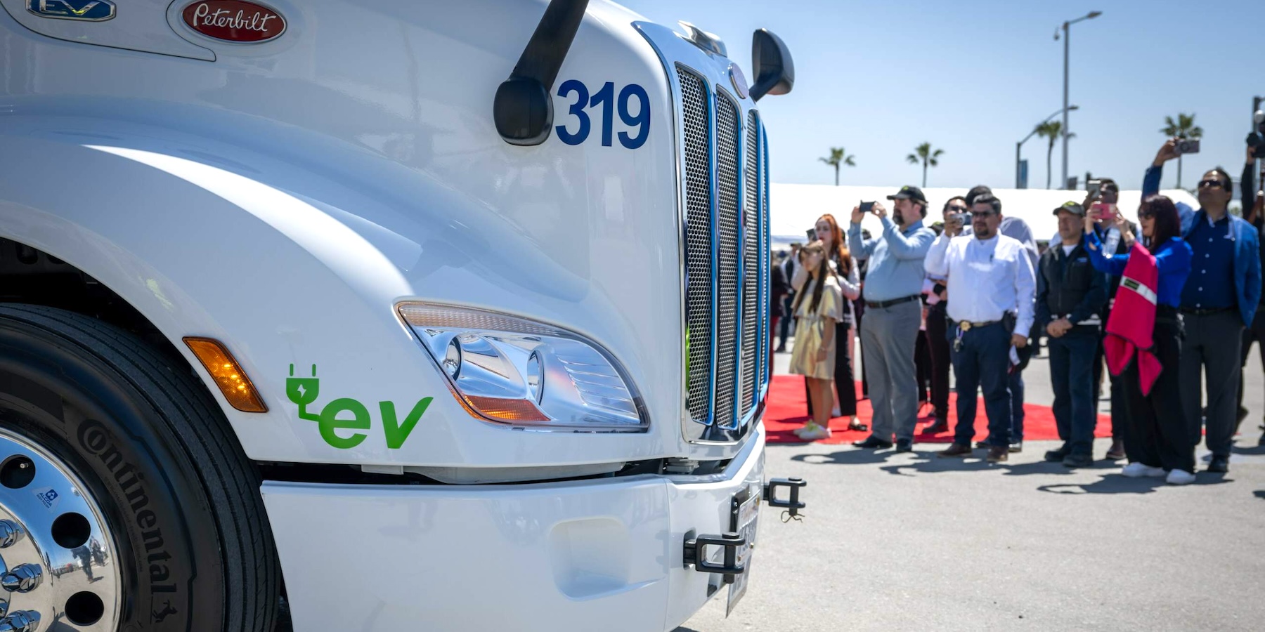 First ever electric semi truck rides into Mexico with SDG&E
