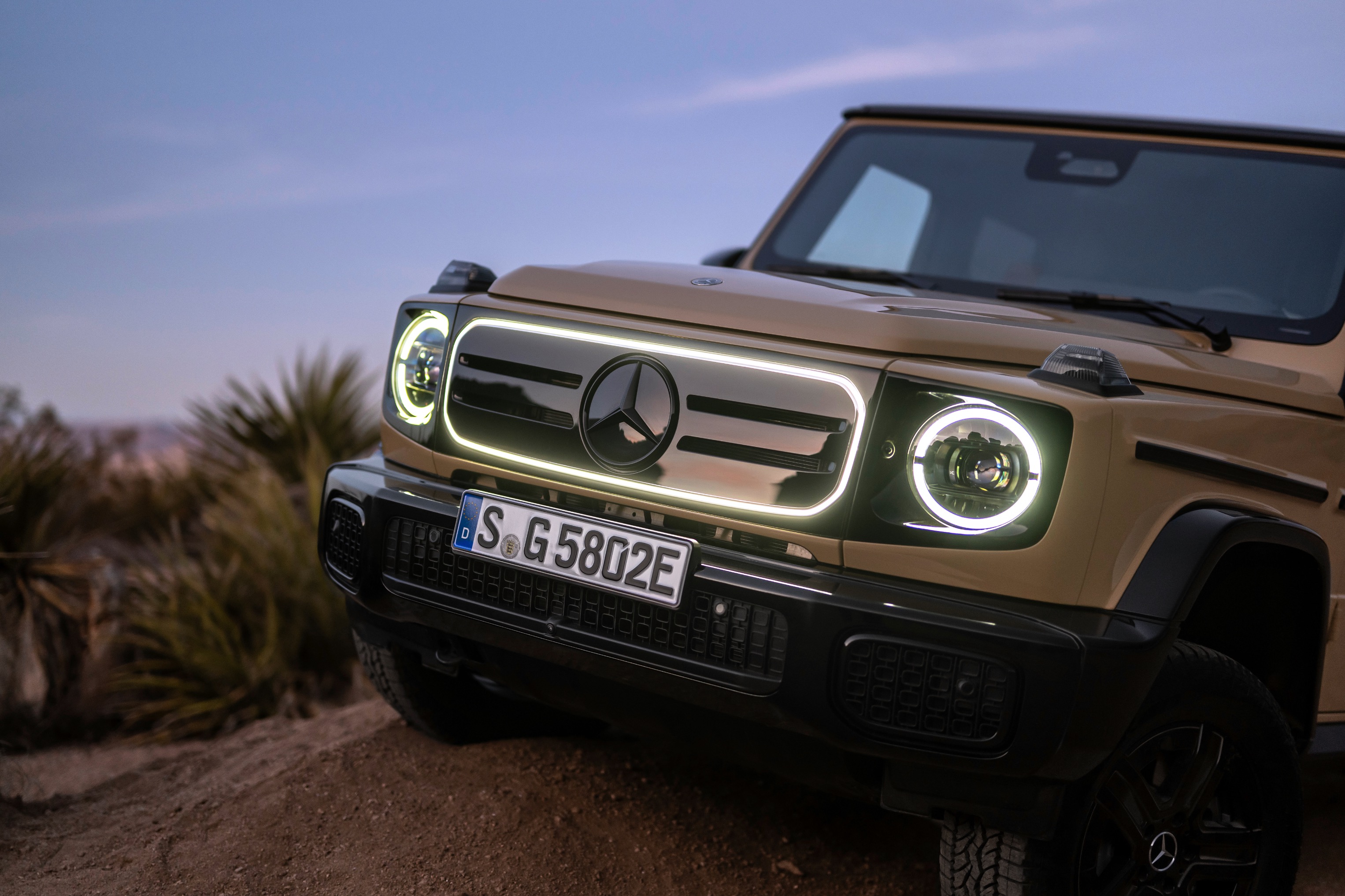 Mercedes unveils 2025 electric G-Class, with 4 motors and tank turns