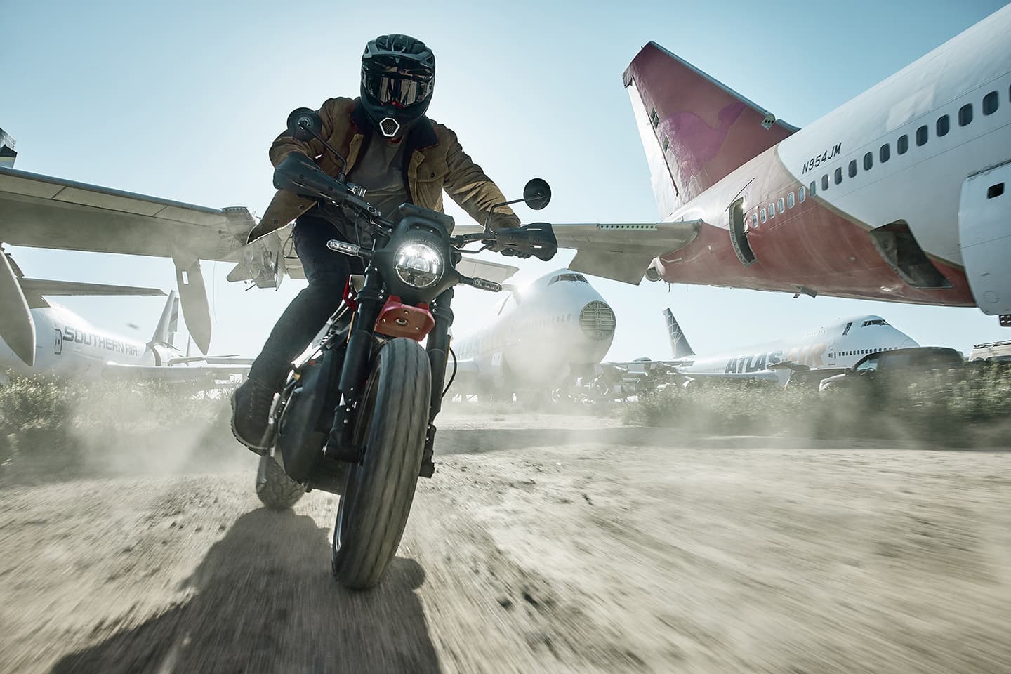 Ryvid Outset launched as $5,995 US-built electric motorcycle | Electrek