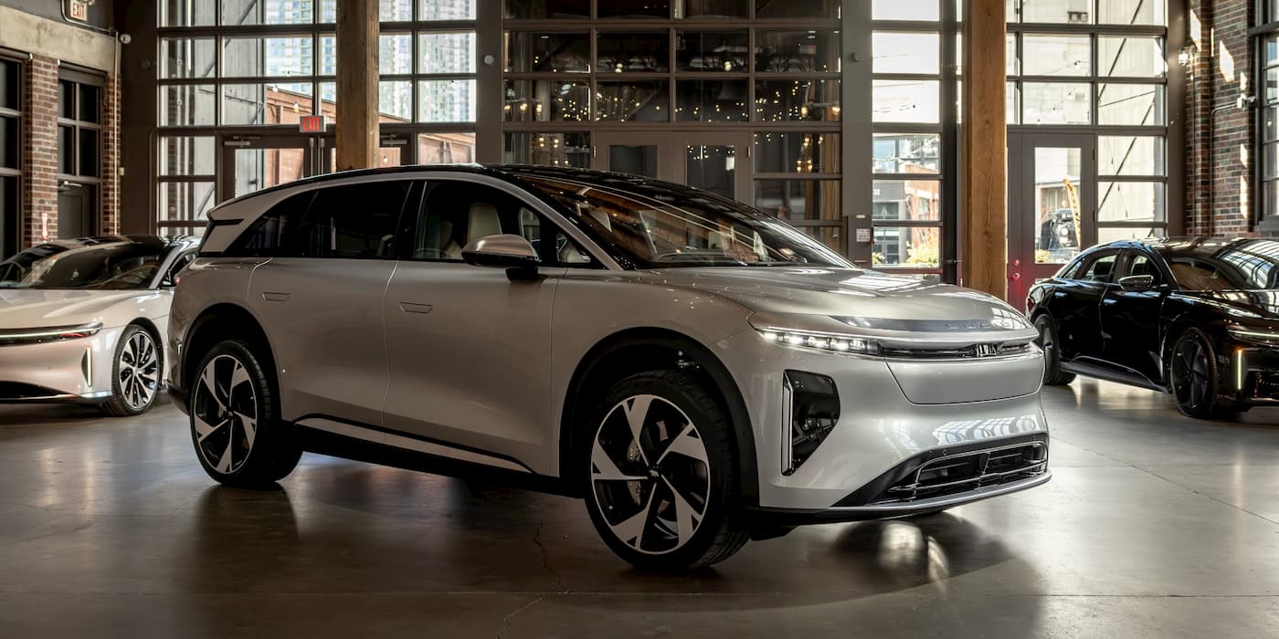 Here's why Lucid's (LCID) stock is crashing today