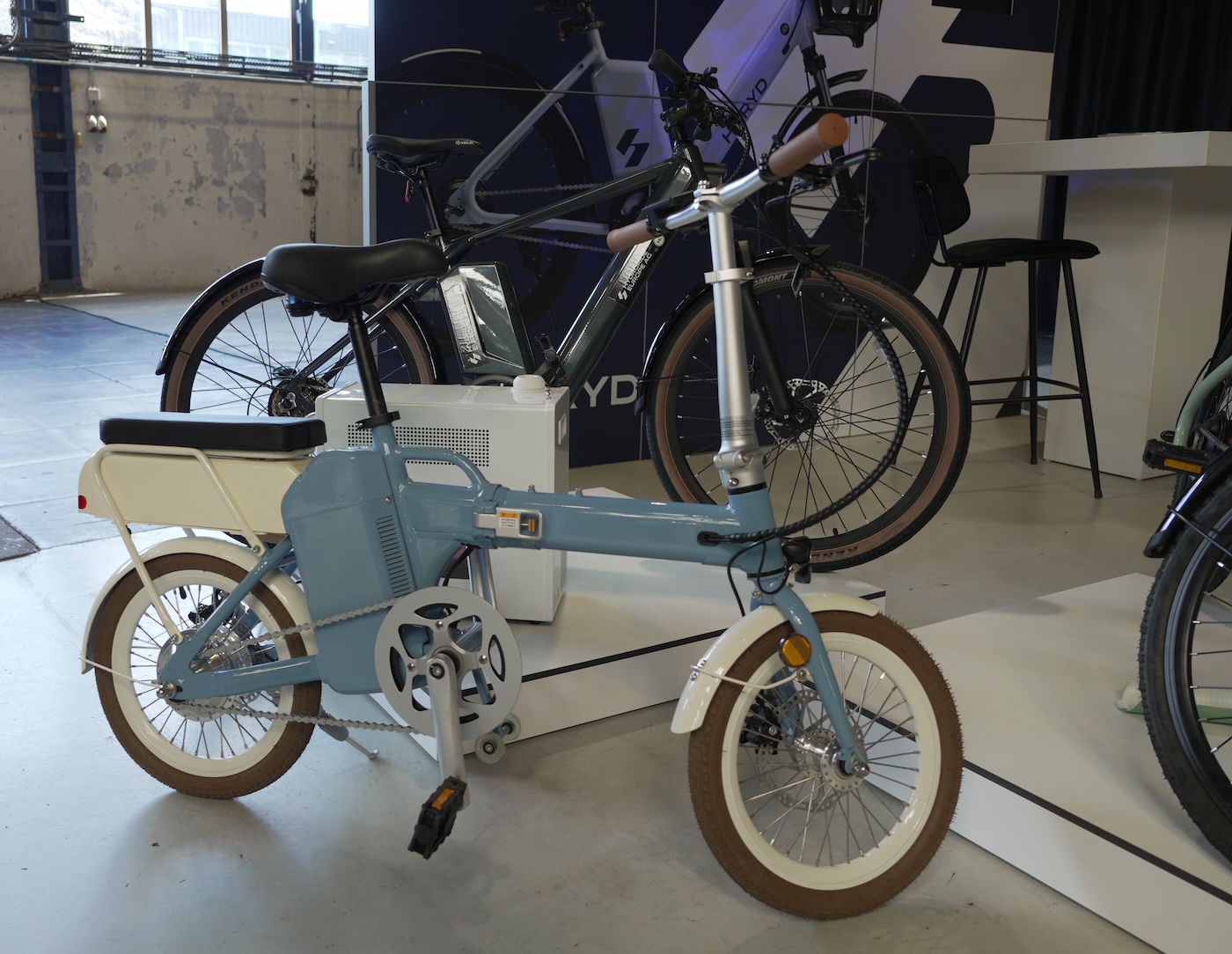 I tested a hydrogen-powered bicycle. Is this the future? | Electrek